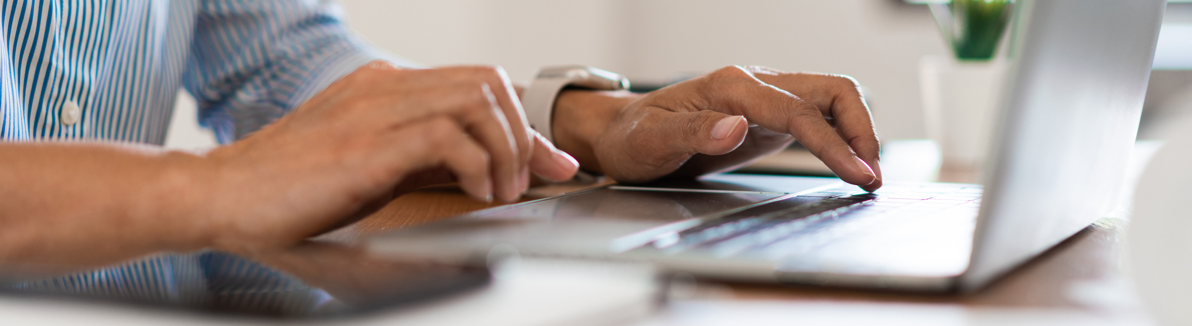 Contacts | Photon Energy